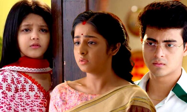 Anurager Chowa : 'বাবার নাম সূর্য সেনগুপ্ত', পরিচয় পেতেই বাবার কাছে ...